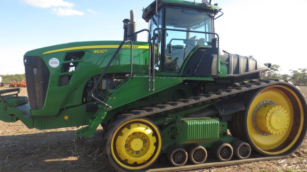 John Deere 9630 T with 3PL – Range Equipment Mining Machinery