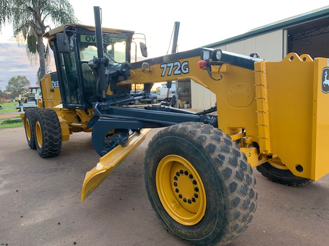 John Deere 772G – Grader – Range Equipment Mining Machinery